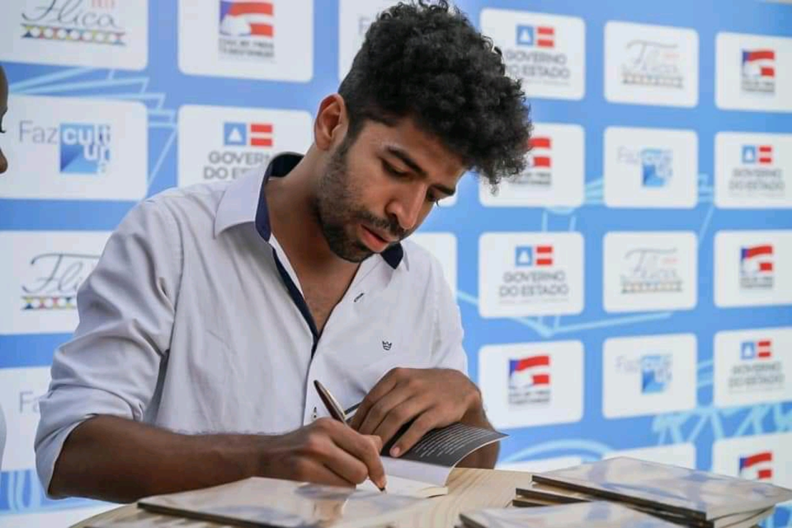 Escritor baiano disponibiliza e-book para download gratuito nesta sexta ...