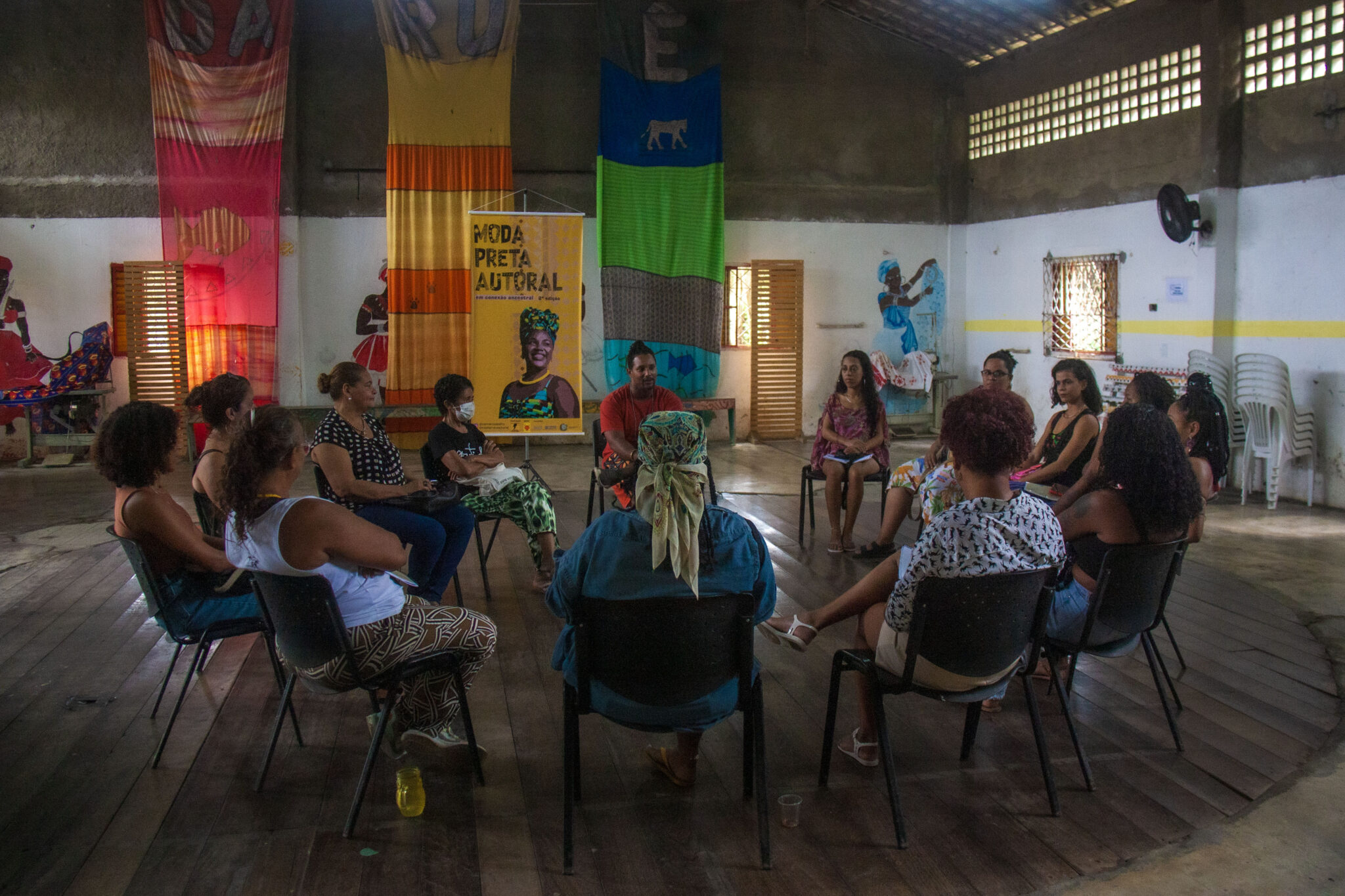 Mulheres negras da periferia de Recife participam de desfile de moda ...