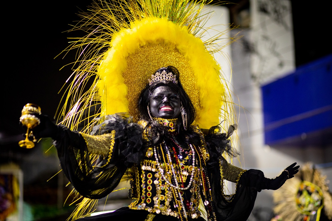 Ritmos e cores do Maracatu voltam a brilhar no Carnaval de rua em ...