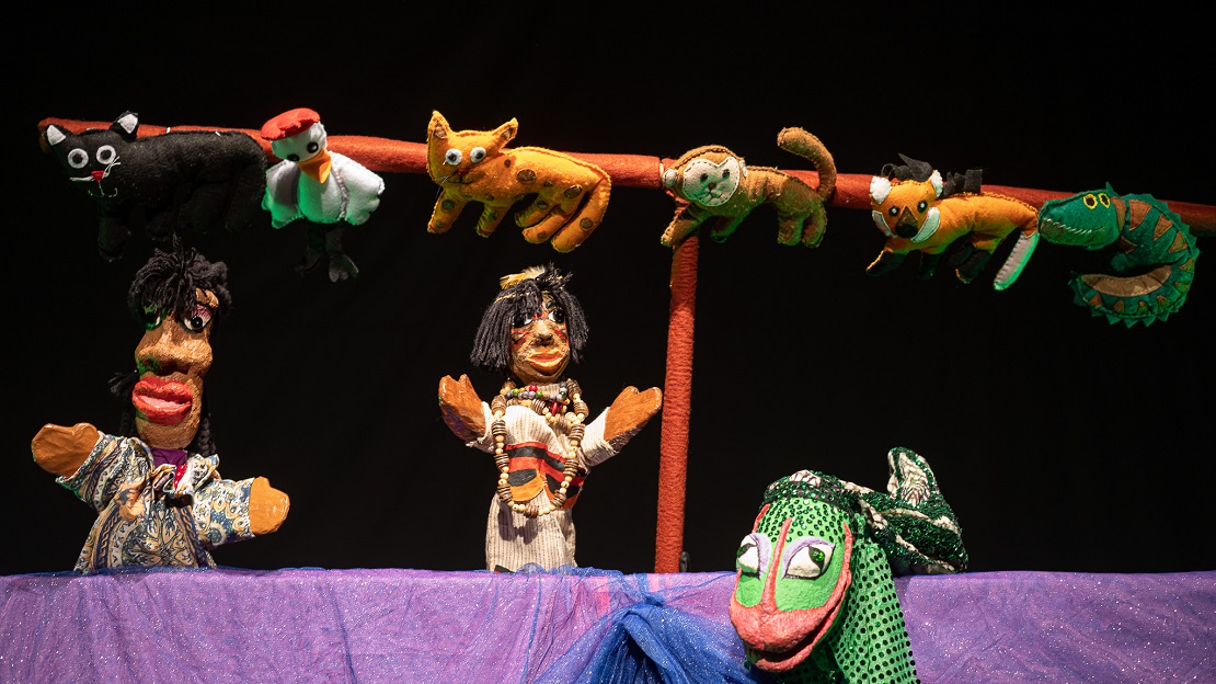 Teatro de bonecos com temática racial faz apresentações para crianças ...